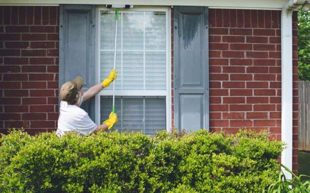 Practical Tips For Cleaning Windows Both New And Old - Top Rated Barrie ...